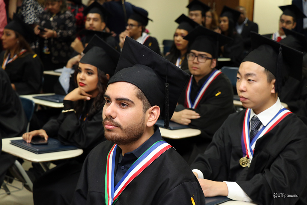 UTP celebra su Ceremonia de Graduación, Promoción 2019 | Universidad ...